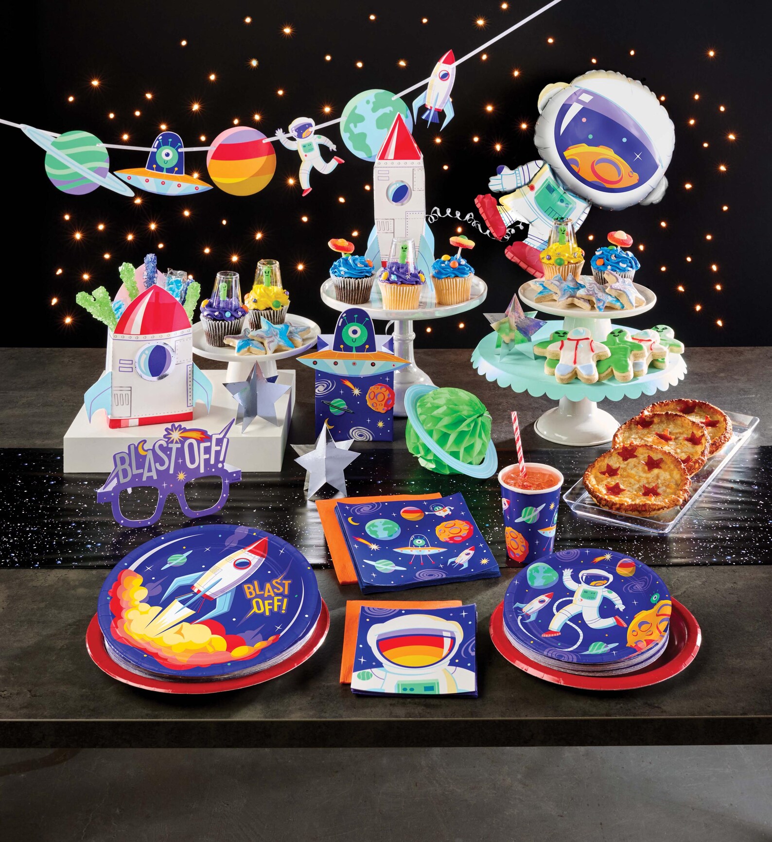 8ct Rocket Ship Paper Plates – 9" Outer Space Birthday Party Plates ...