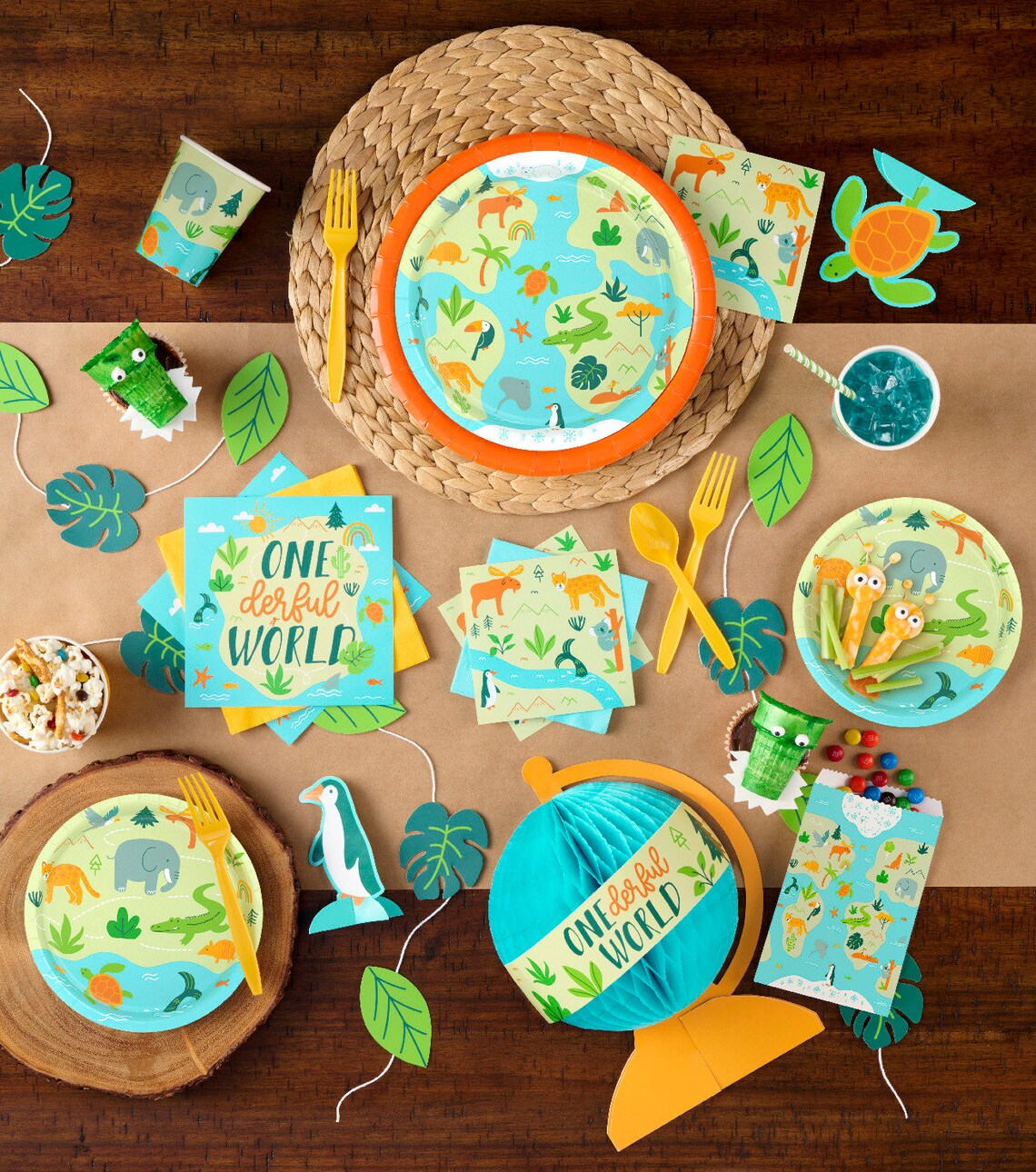 Adventure Party 9" Plates - Explorer Birthday Decorations, Wild One ...