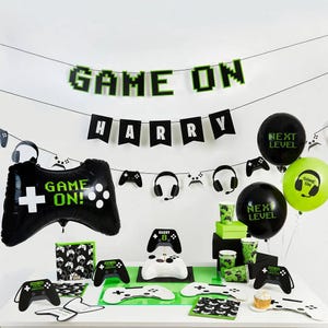 Game Controller Party Plates - Video Game Birthday Decorations, Level ...
