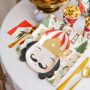 Nutcracker Dinner Plates - Christmas Party Supplies, Nutcracker ...