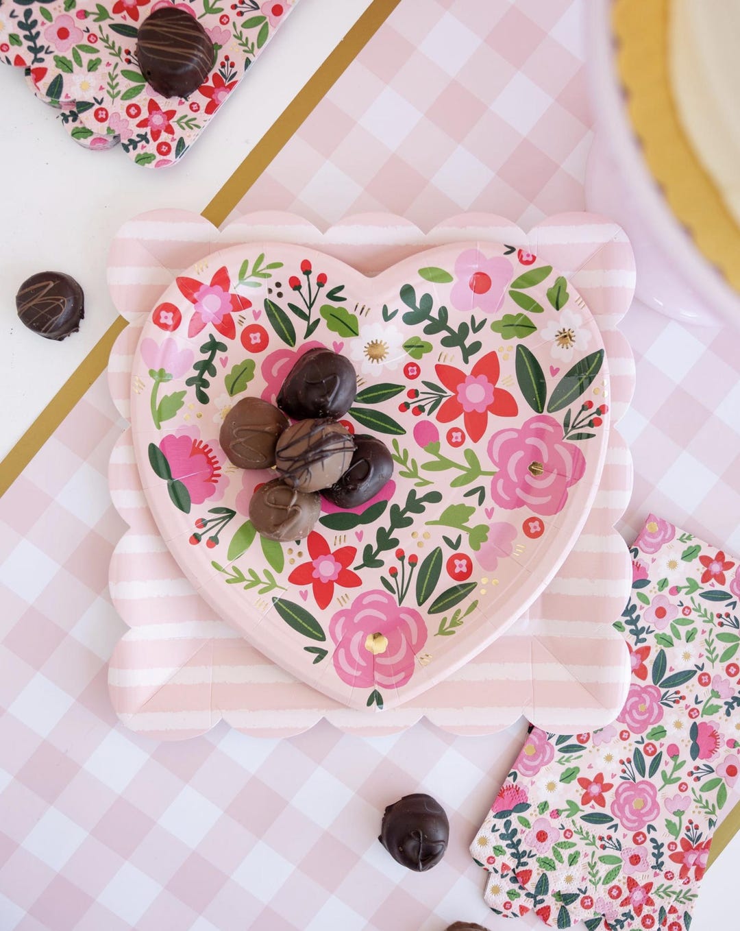 Pink Floral Heart Plates - Floral Party Supplies, Mothers Day Brunch ...