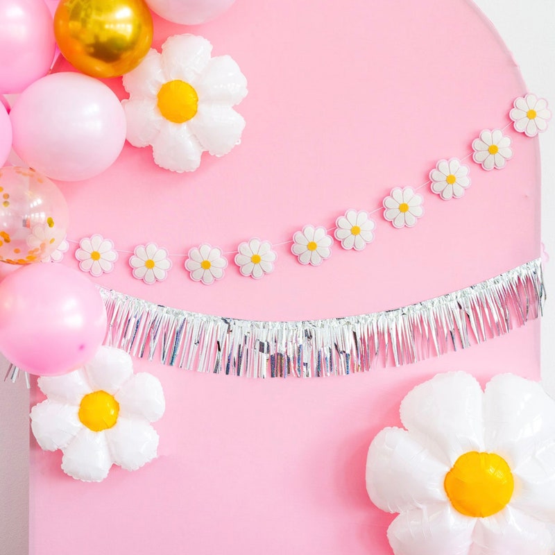 Daisy Party Decor - Etsy
