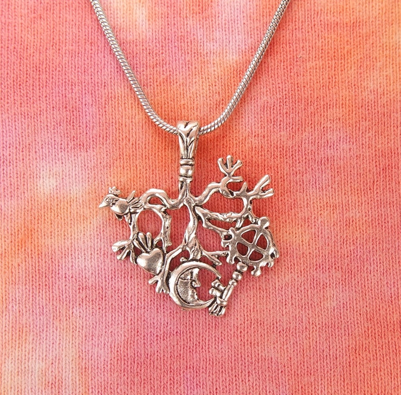 Cimaruta Charm Necklace Italian Folk Magic Witchcraft Spell - Etsy