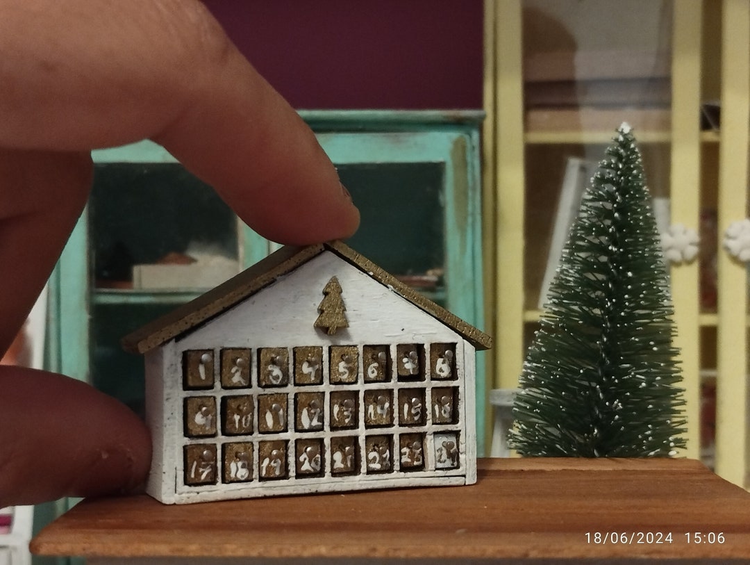 Christmas Calendar Scale 1:12 Miniatures - Etsy