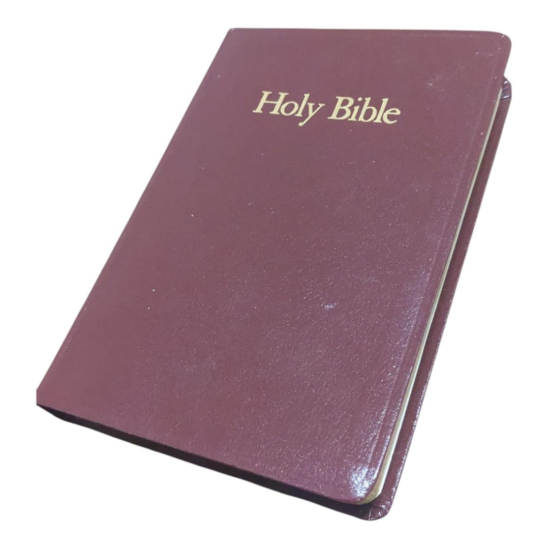 1984 Holy Bible NKJV Leather Soft Cover | Words of Christ in Red | Gold ...