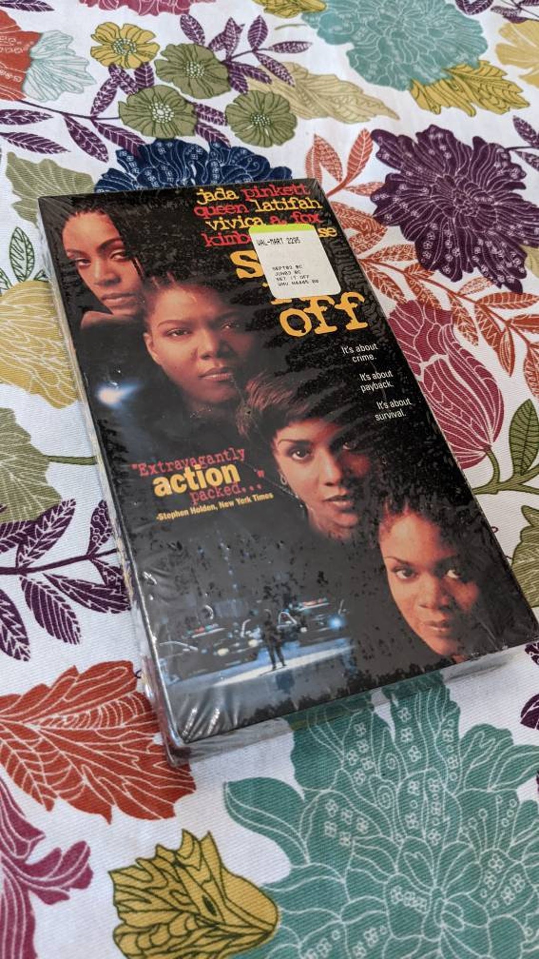 Set It off VHS 1997 New Sealed Queen Latifah Jada Pinkett Vivica Fox ...