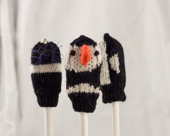 Puffin Knit Wool Finger Puppet - Etsy España
