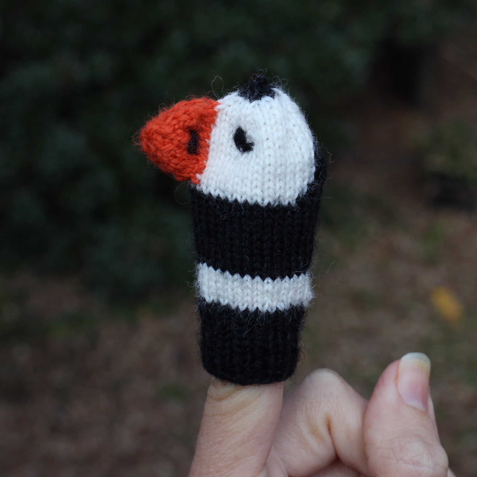 Puffin Knit Wool Finger Puppet - Etsy España