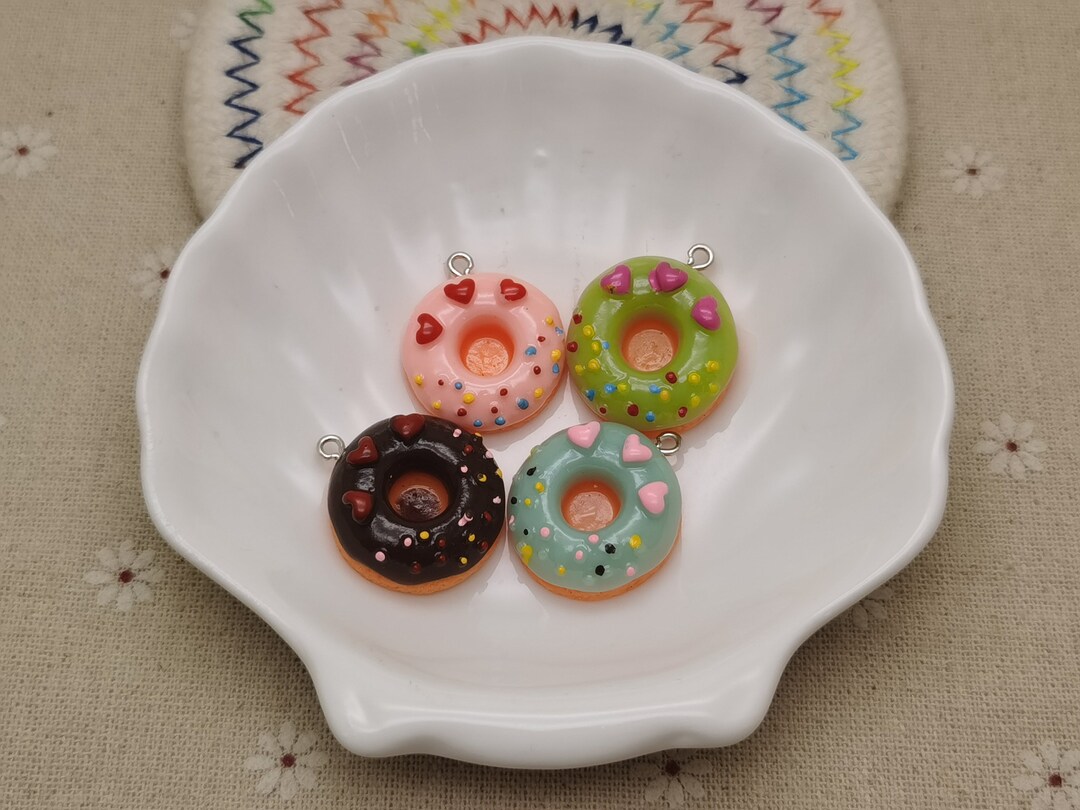6/20 Pieces Plastic Doughnut Donut Pendant Charm , Resin Handmade ...