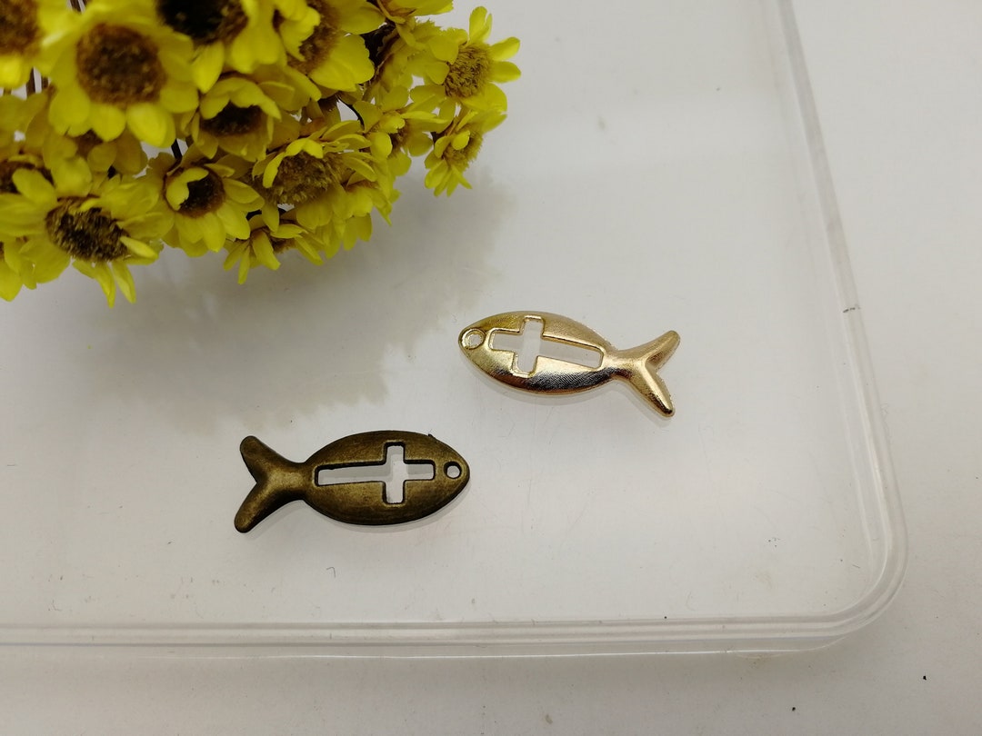 30 / 100 Pieces , Metal Fishbone Cross Fish Bone Pendant Charm ...