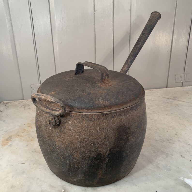 Antique large 2 gallon cast iron saucepan gypsy pot | Etsy