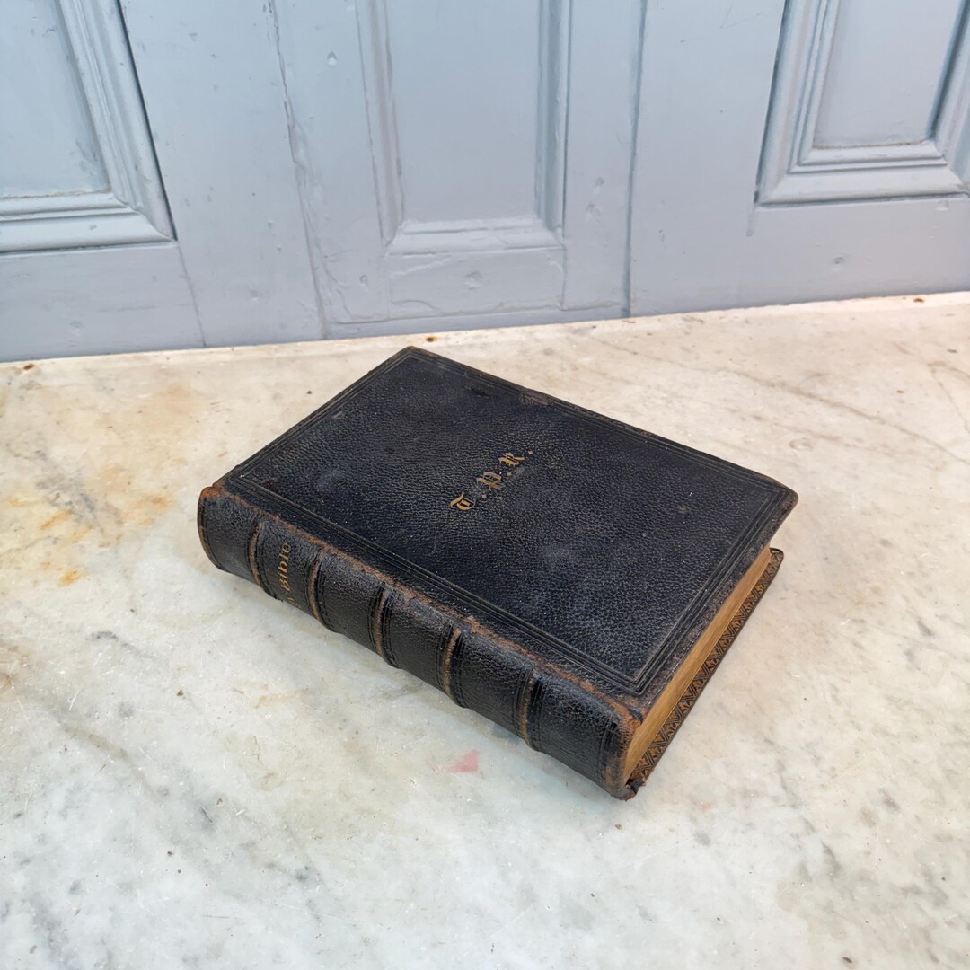Antique Authorised Version AV Leather Bound Bible - Etsy