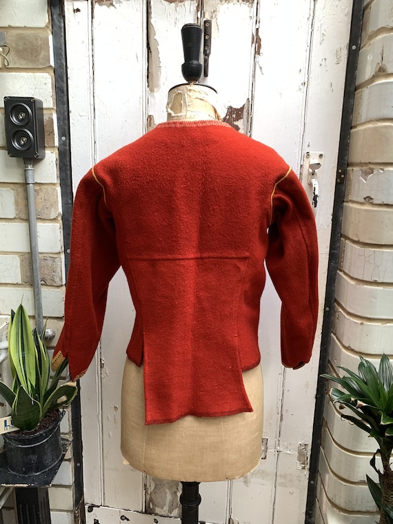 Antique Dutch traditional handmade red wool tunic jac… - Gem