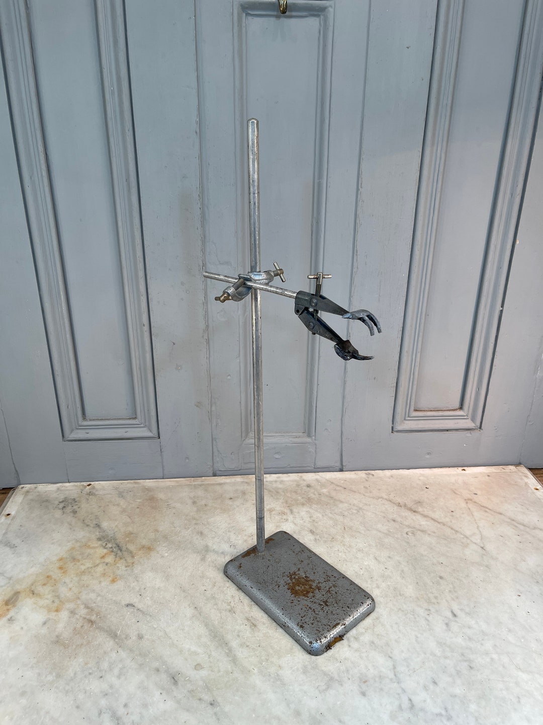 Vintage Metal Laboratory Lab Stand With Clamp - Etsy