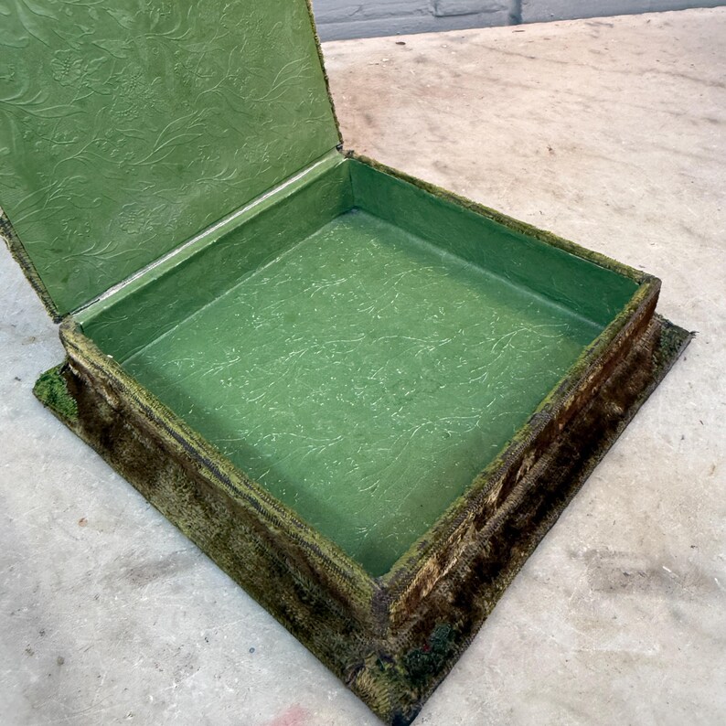 Antique Green Velvet Square Trinket Jewellery Box of Bamburgh Castle - Etsy