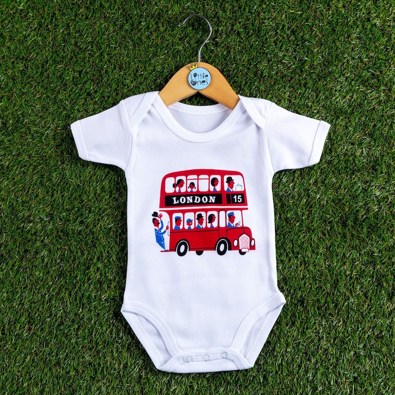 New London Clothing - Etsy UK