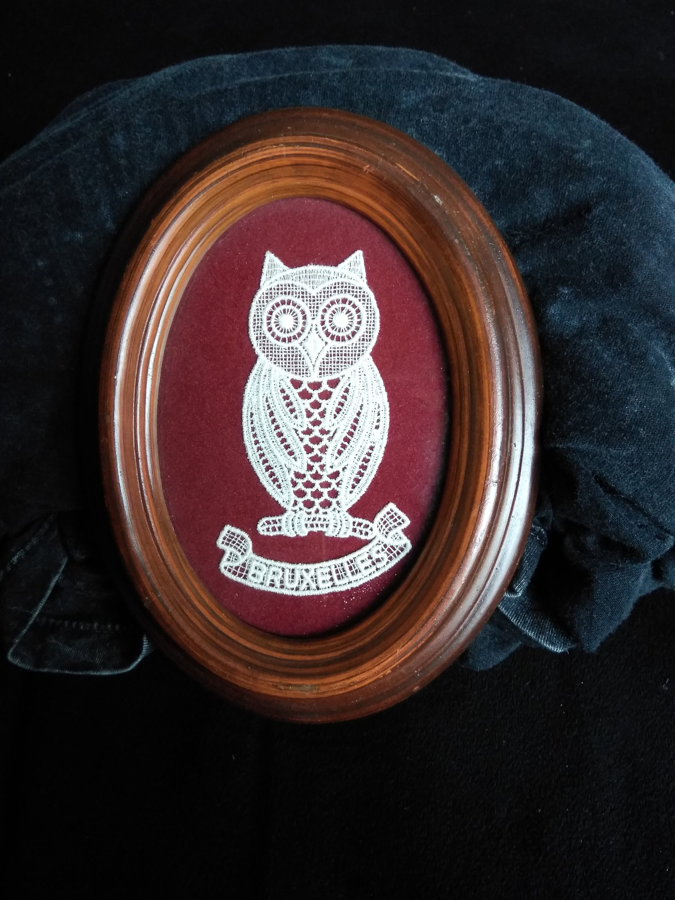 Framed Bruxelles Embroidered Owl Art Oval Framed Embroidery - Etsy