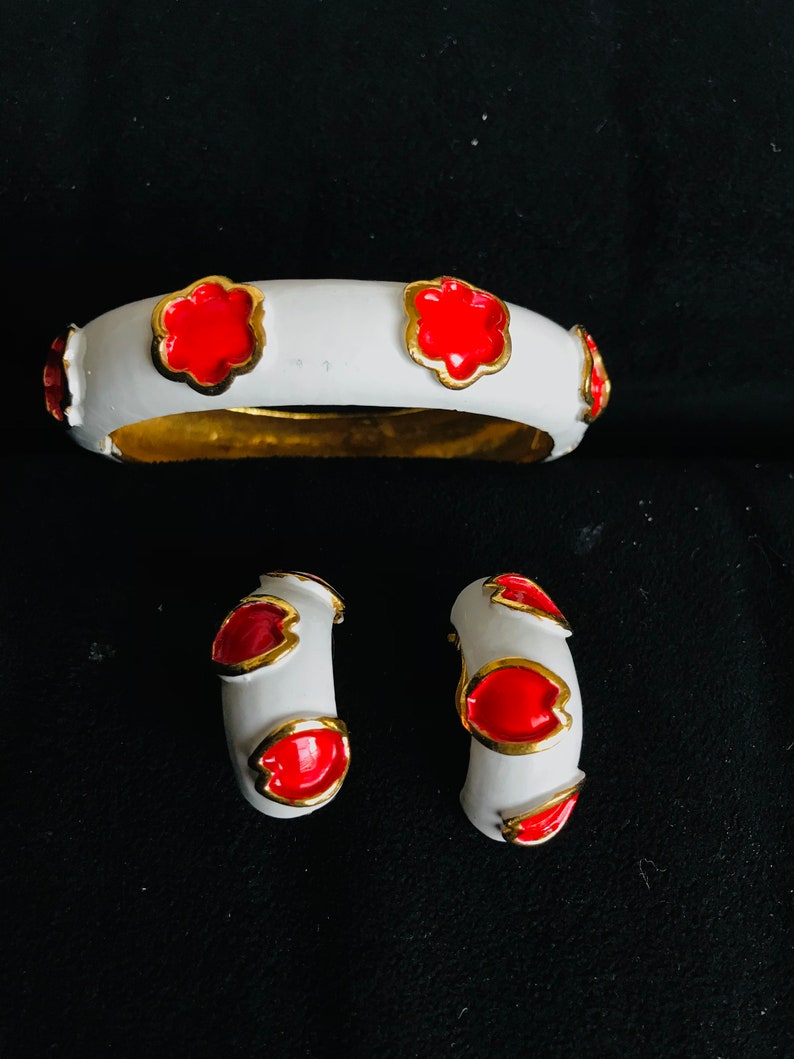 Vintage Red and White Enameled Hinged Bangle and Earrings by Robert ...