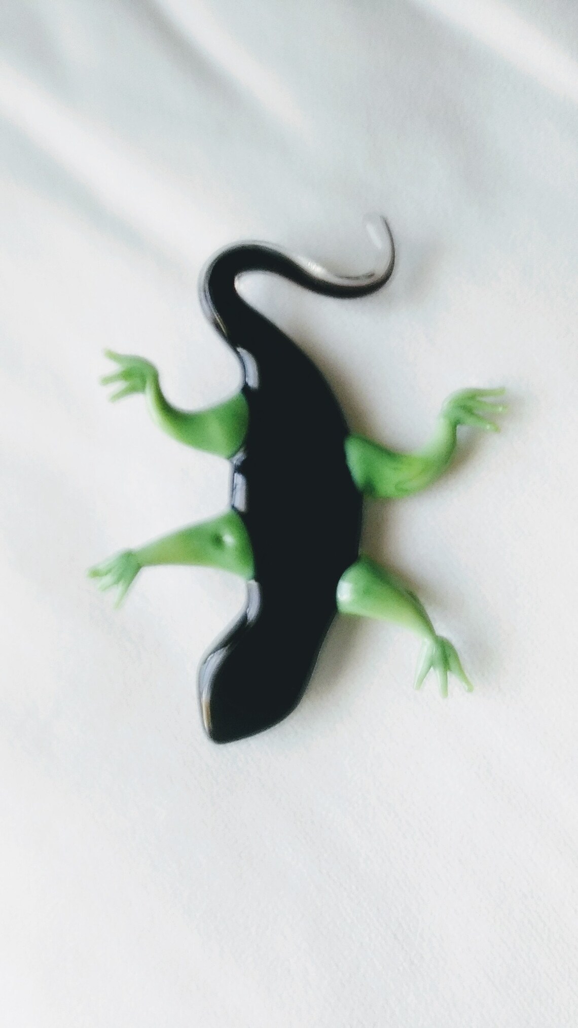 Blown Glass Gecko Figurine. - Etsy