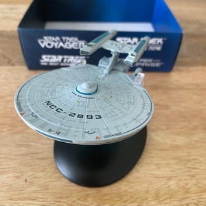 Eaglemoss Hero Collector U.S.S. Stargazer NCC-2893 Collector's Edition ...