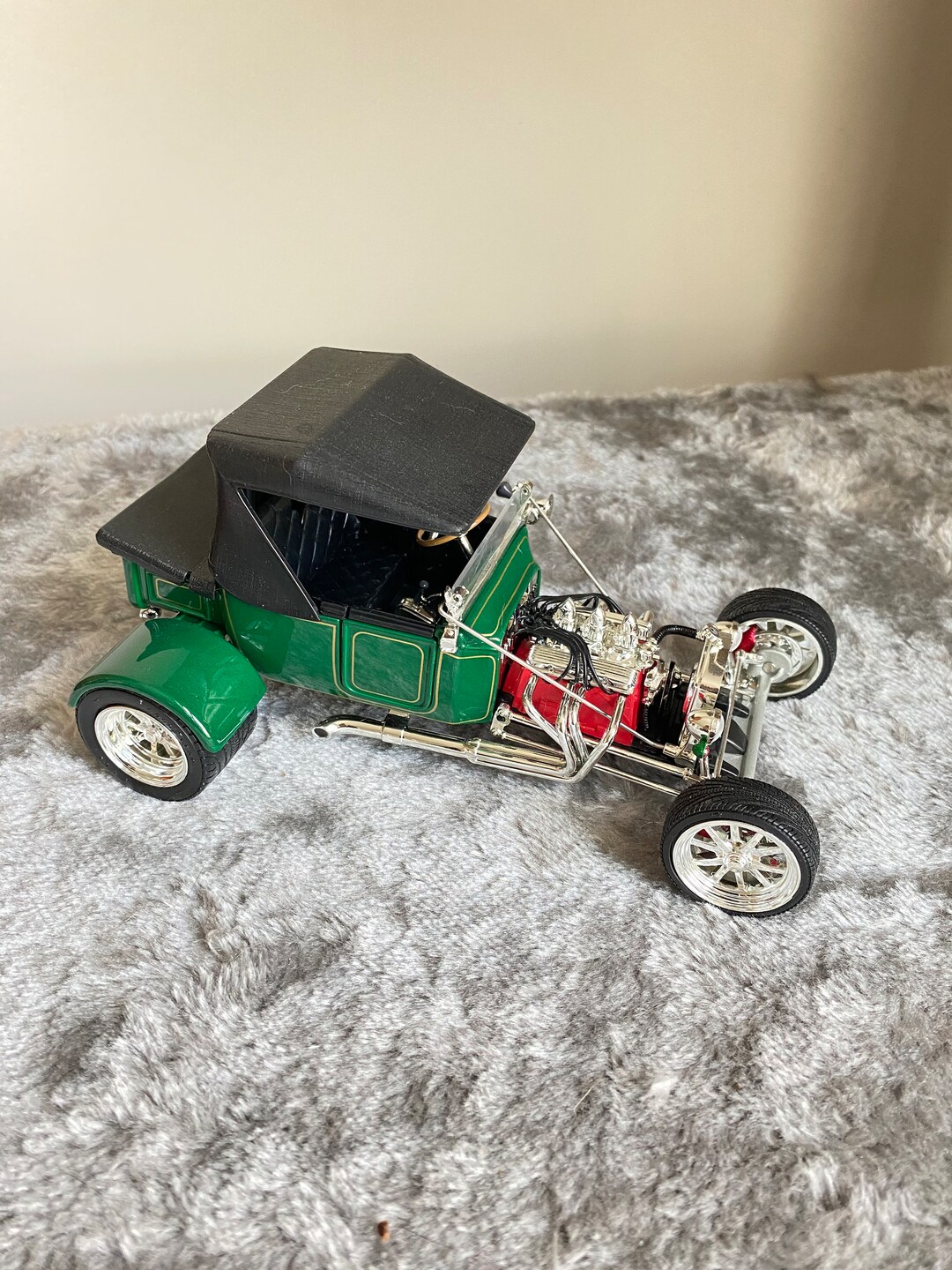 Vintage Replica Green 1925 Ford T Bucket Model, Made in Vietnam by Road ...