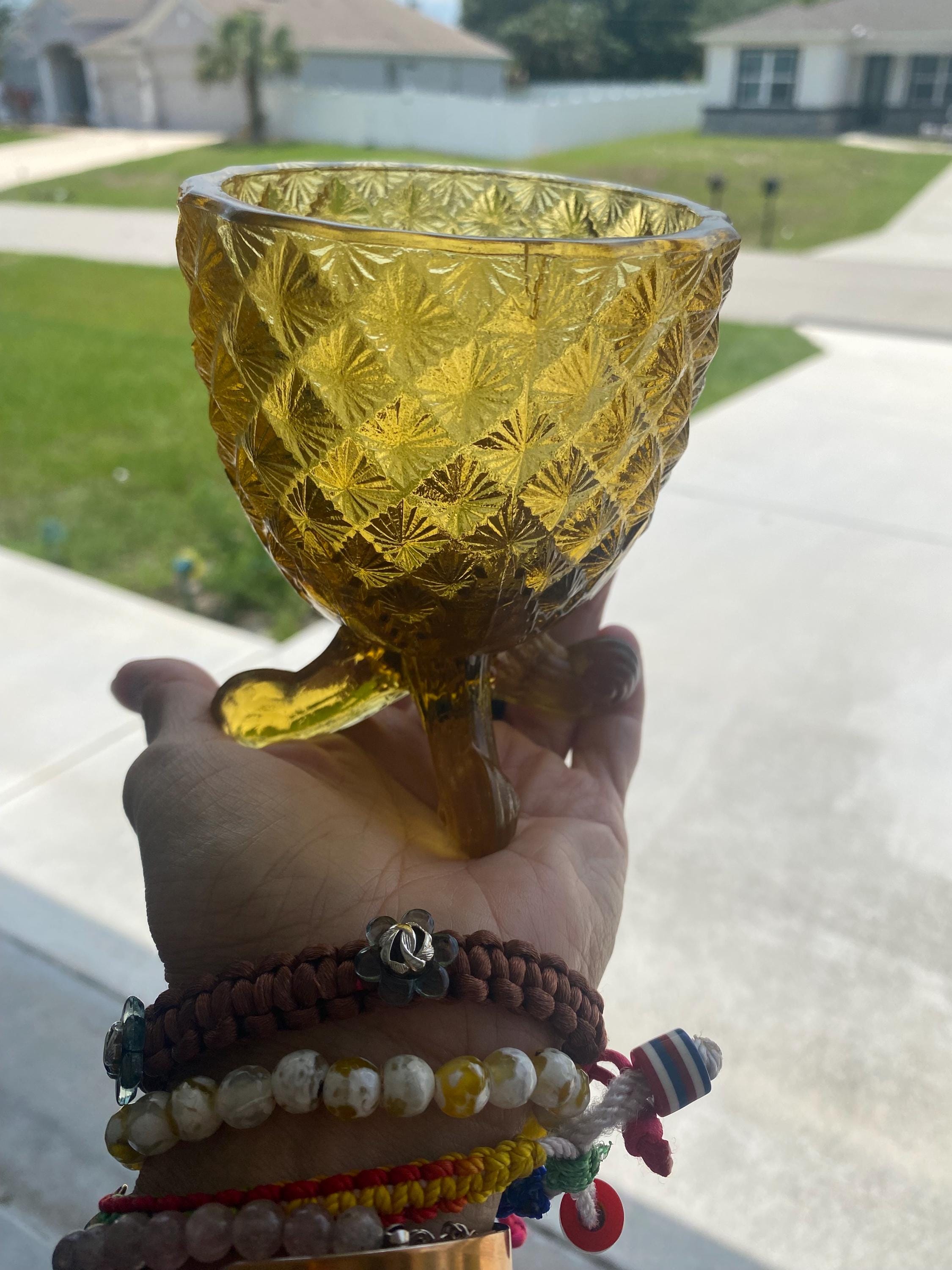 Vintage Yellow Glass Pedestal Vase Jar With 4 Legs, Diamond Texture ...