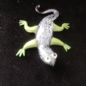 Blown Glass Gecko Figurine. - Etsy