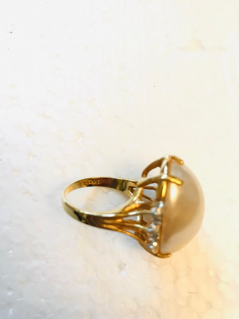 Vintage 18K HGE Cultured Pearl Woman Ring Size 7. | Etsy