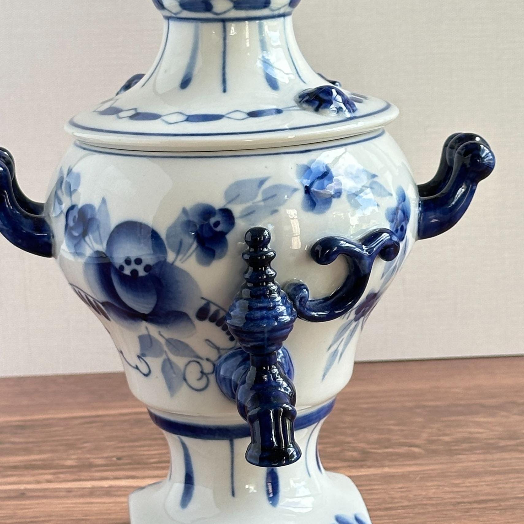 Hand-painted Russian Gzhel Samovar, Blue and White Ceramic, Decorative ...