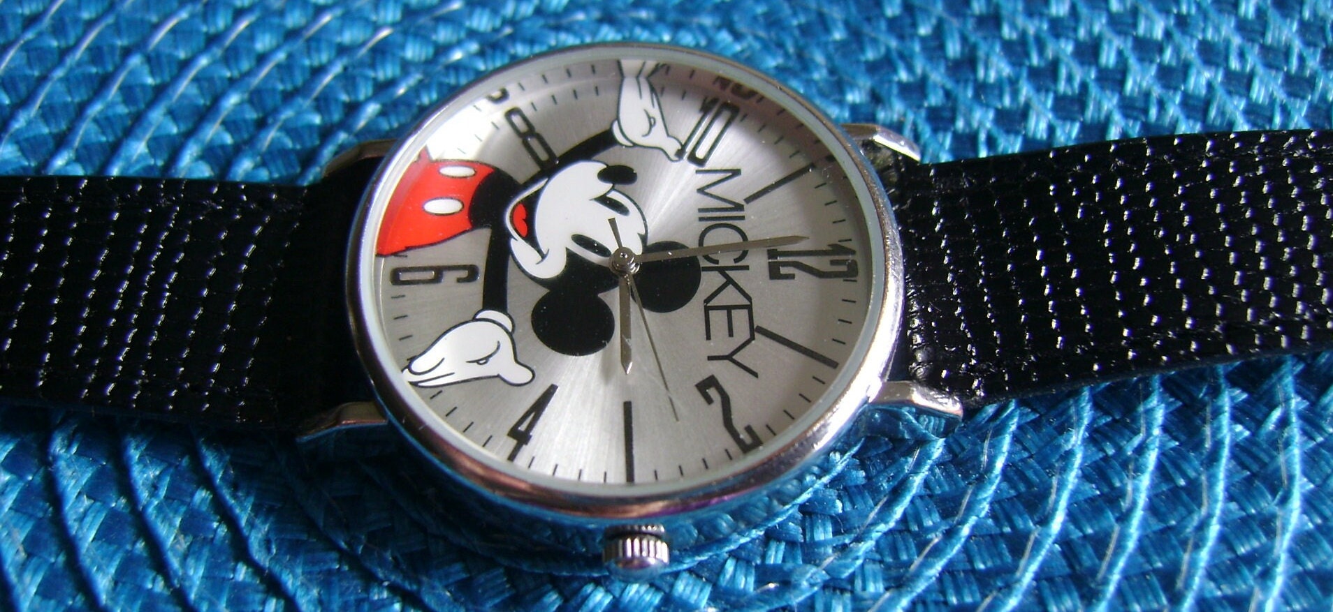 Vintage Disney Mickey Mouse Large Face Watch / MZ Berger Co. / - Etsy