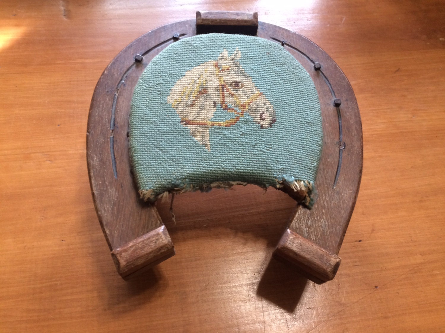 Beautiful Antique Victorian Handmade Needlepoint Horse Shoe Shaped ...