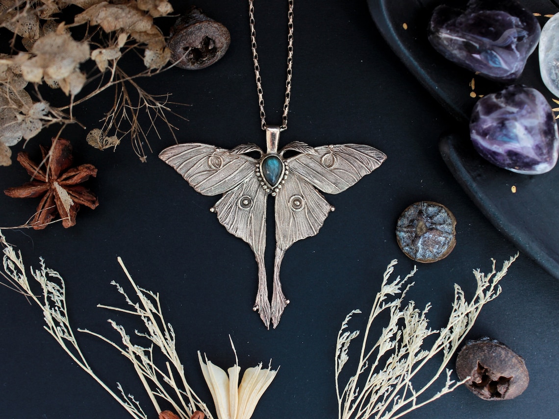 Luna Moth Pendat Designe Pendat With Labradorite - Etsy