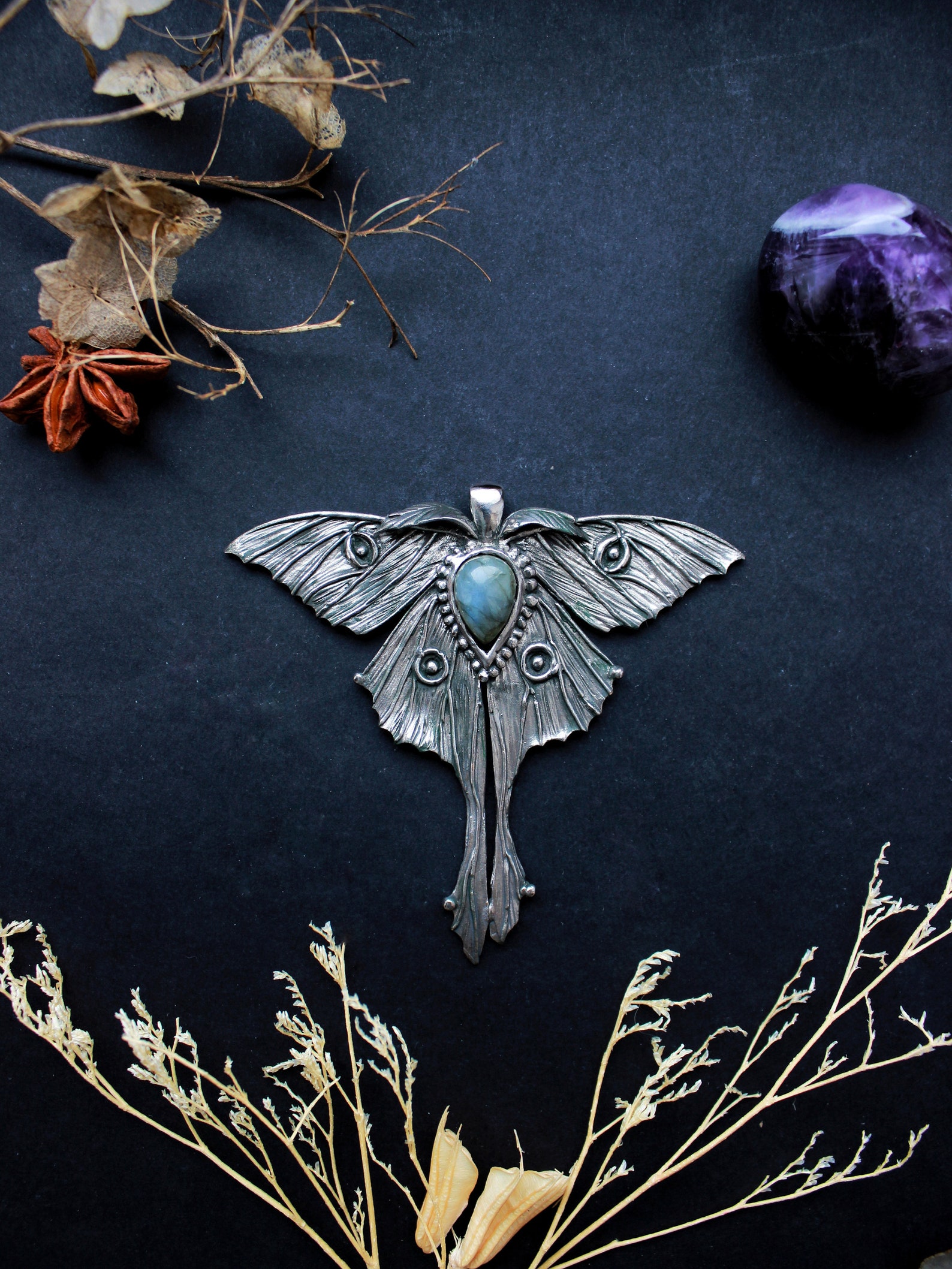 Luna Moth Pendat, Designe Pendat With Labradorite - Etsy
