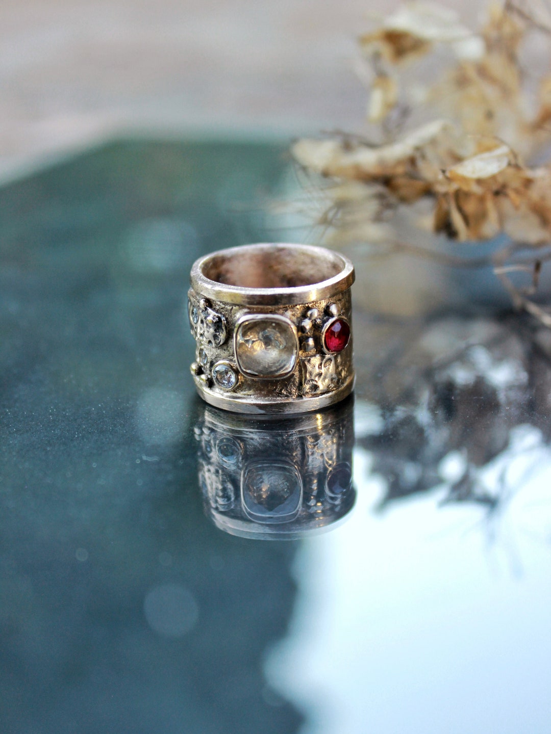 Designe Ring in Boho Style ~ Golden Bronze Handmade Ring - Etsy