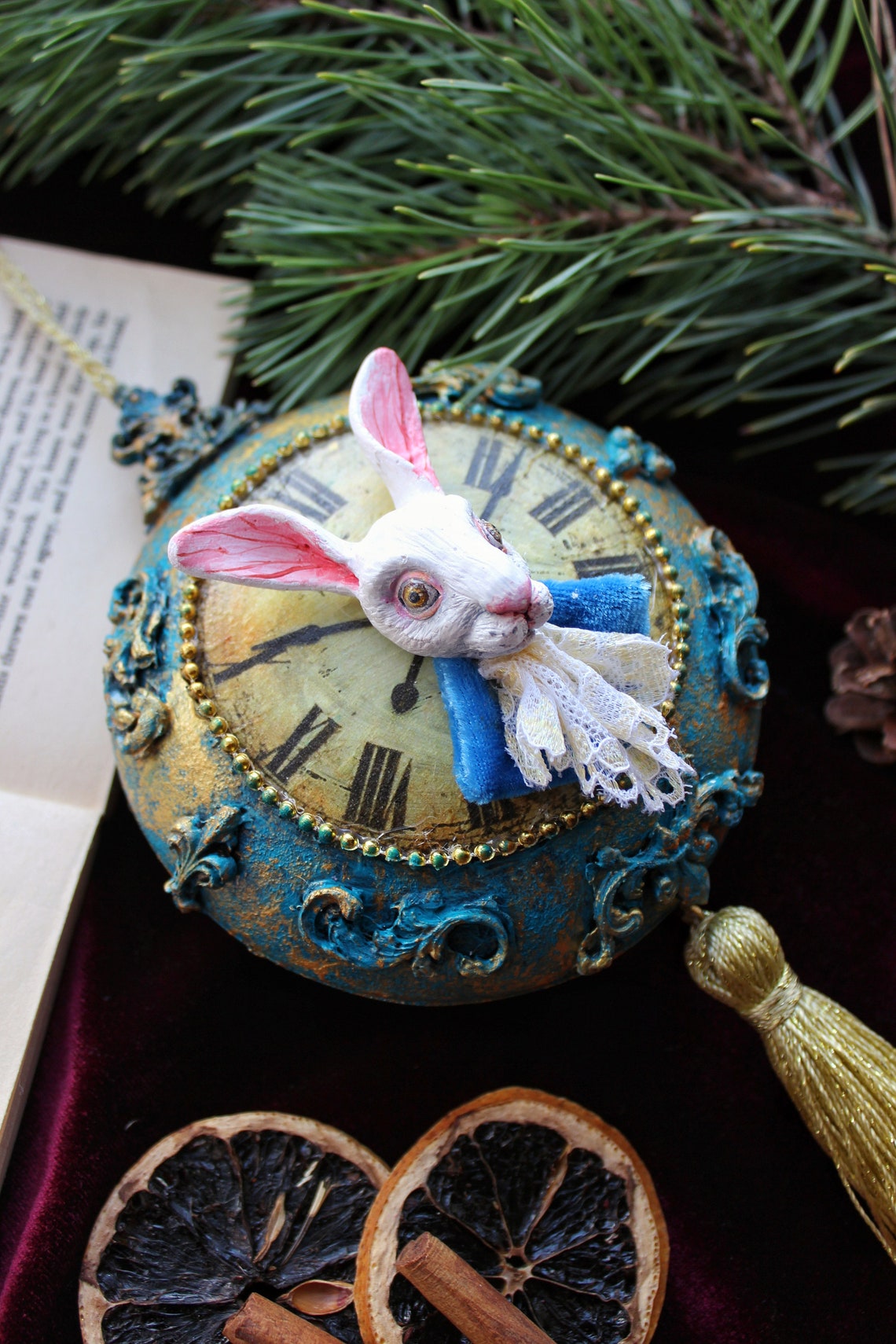 Christmas Tree Toy Vintage Watch With the White Rabbit - Etsy