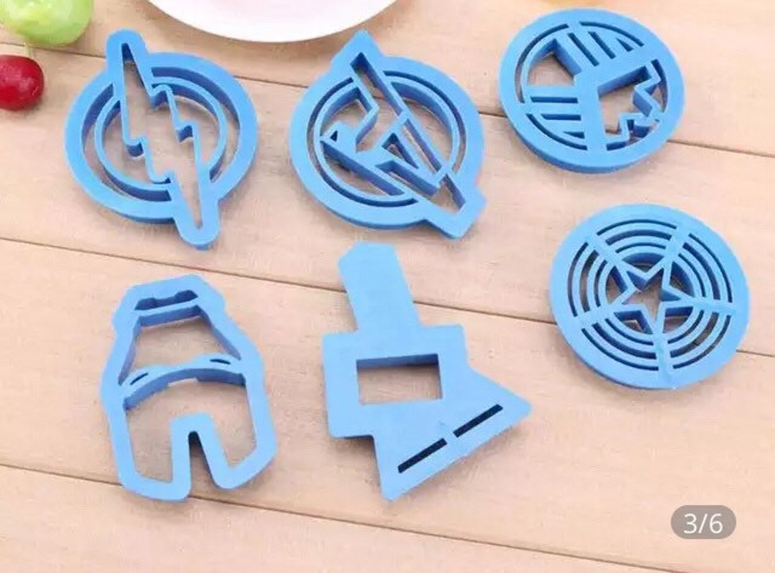 6 Superhero Cutters for Cake Decorating | Etsy