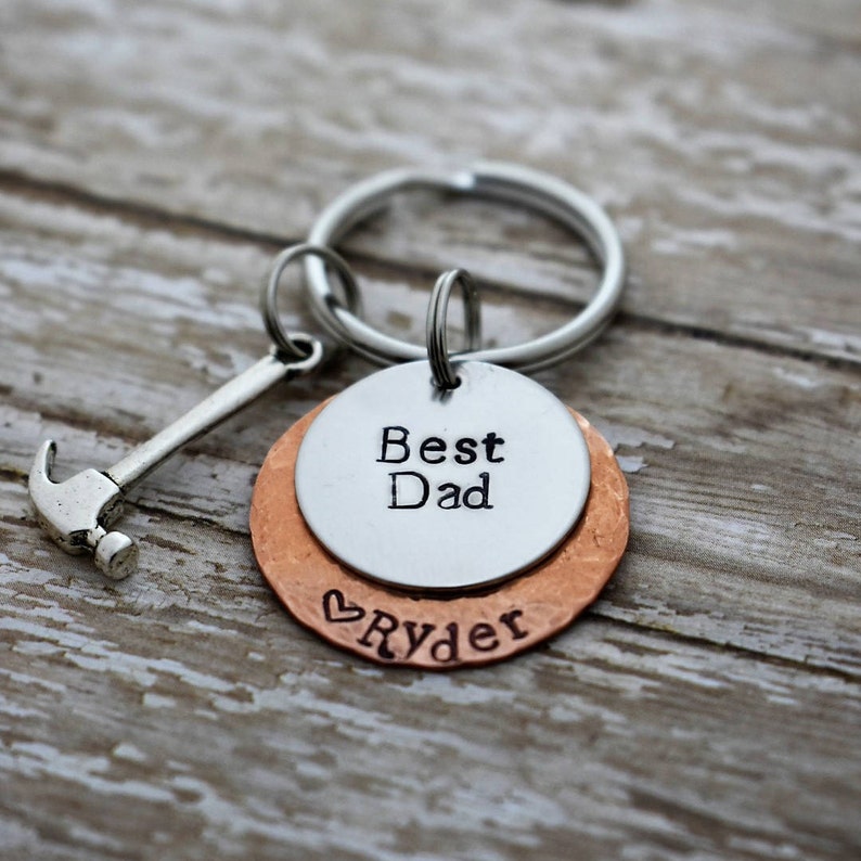 Best Dad Hand Stamped Personalized Keychain With Hammer Charm *father's ...
