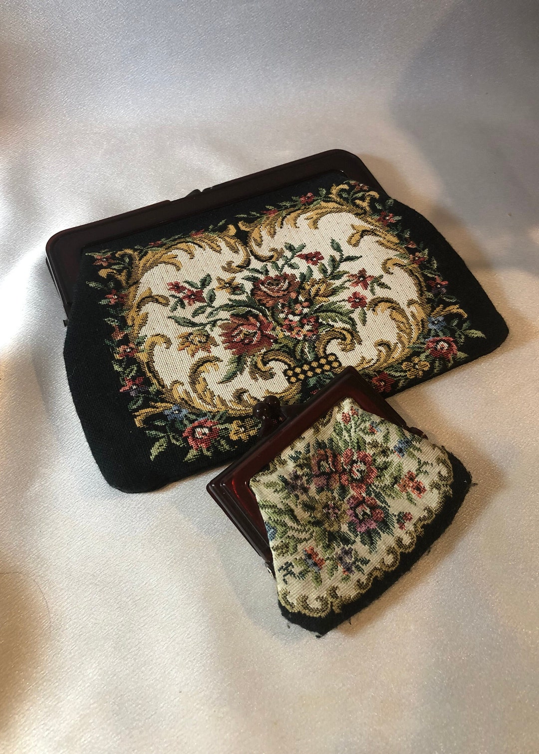 Vintage Needlepoint Clutch Purse and Change Purse With Floral Design ...