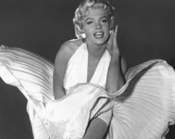 MINI Marilyn Monroe Flying Dress Unmounted Single Rubber Stamp / Freebie Stamp With All ...