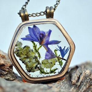 Moss Terrarium Necklace, Resin Nature Necklace, Lichen Terrarium ...