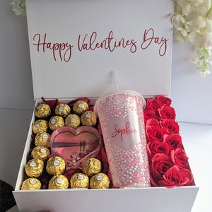 Personalised Romantic Gift Box Red Roses Wife Girlfriend Fiancée ...