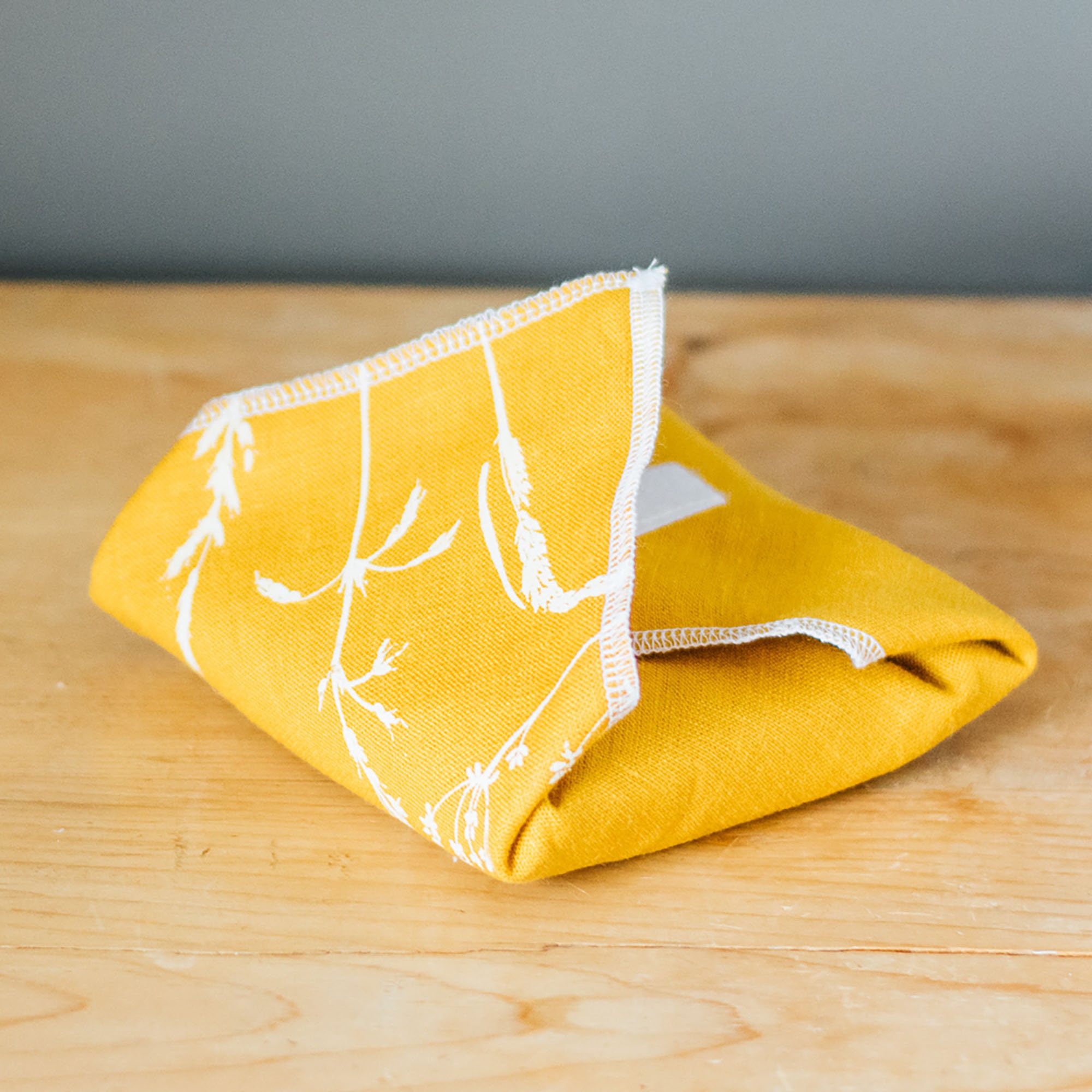 Linen Reusable Sandwich Wrap: Handprinted Flowers, Eco-friendly - Etsy