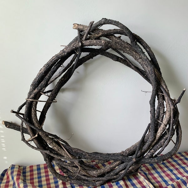 Farmhouse Primitive Grapevine Wreath - Etsy
