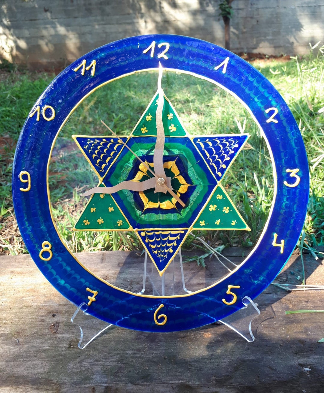Wall Clock, Modern With Numbers, Magen David Made in Israel, Large Size ...