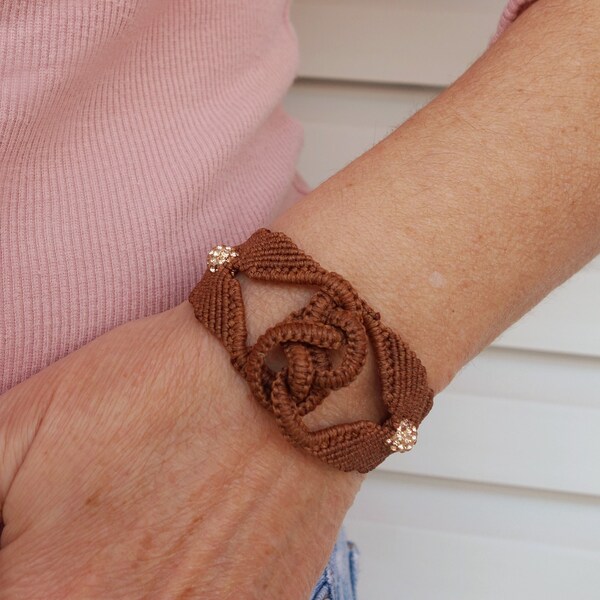 Macrame Celtic Knot - Etsy