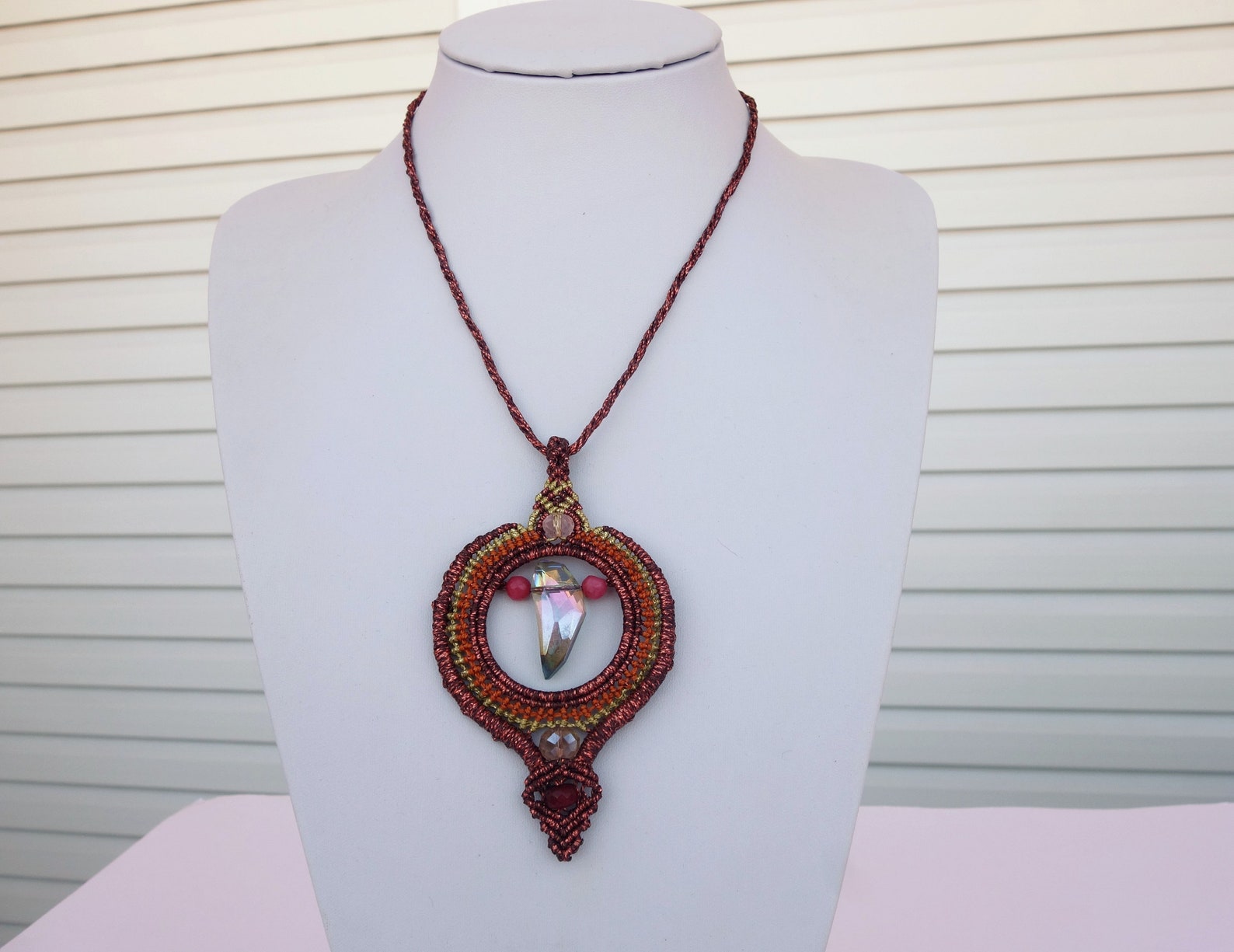 Macrame Necklace Round Pendant Necklace Macrame Jewelry - Etsy