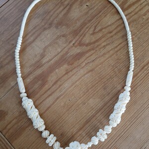 Vintage Cow Bone Necklace, Bovine Carved Cow Bone Boho Necklace ...