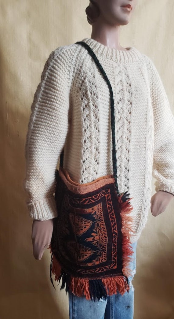 Chunky Hand Knit Ivory Wool Pullover Sweater - Gem