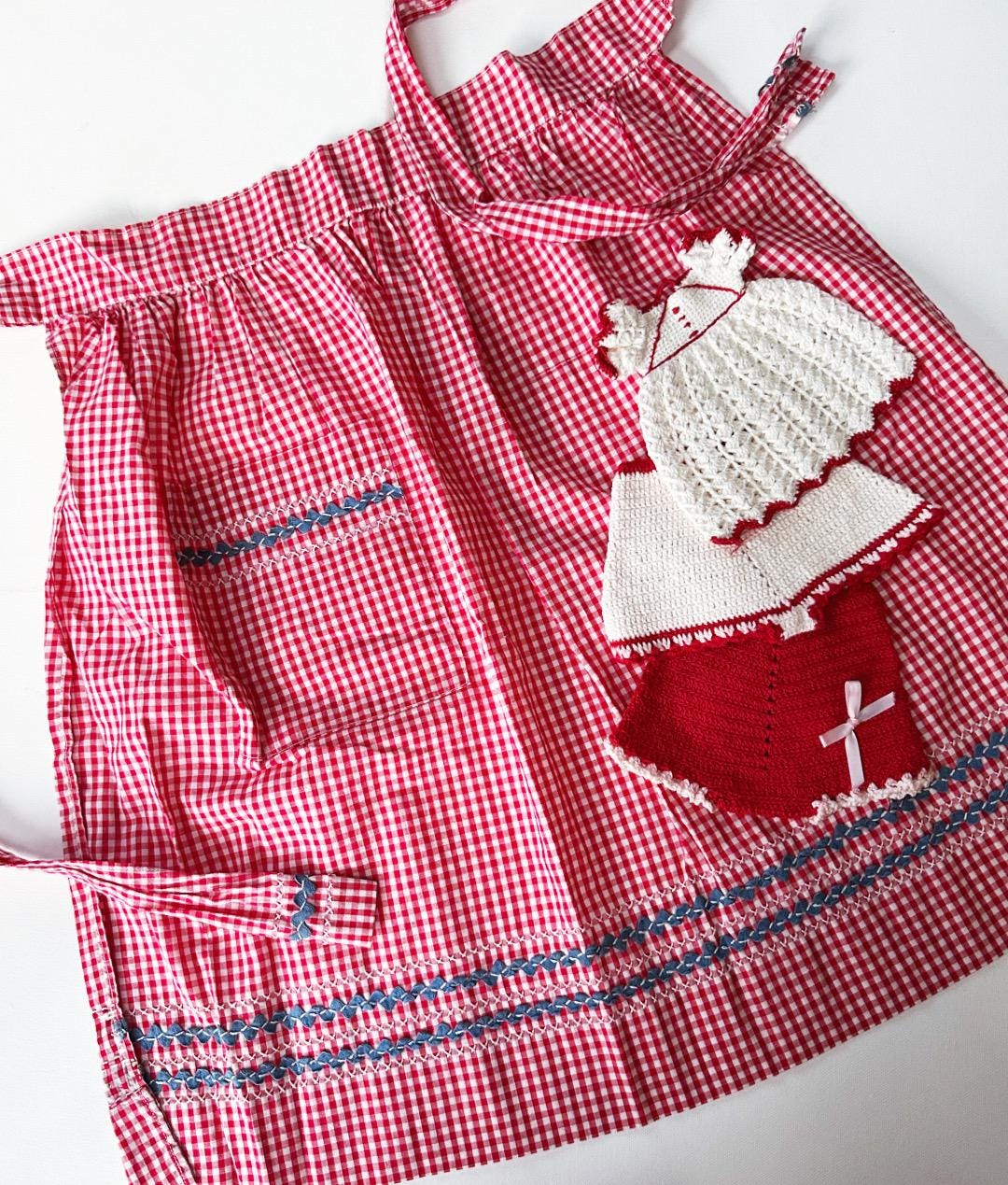 Red Gingham CHICKEN SCRATCH Apron - Vintage Embroidery- Rick Rack ...