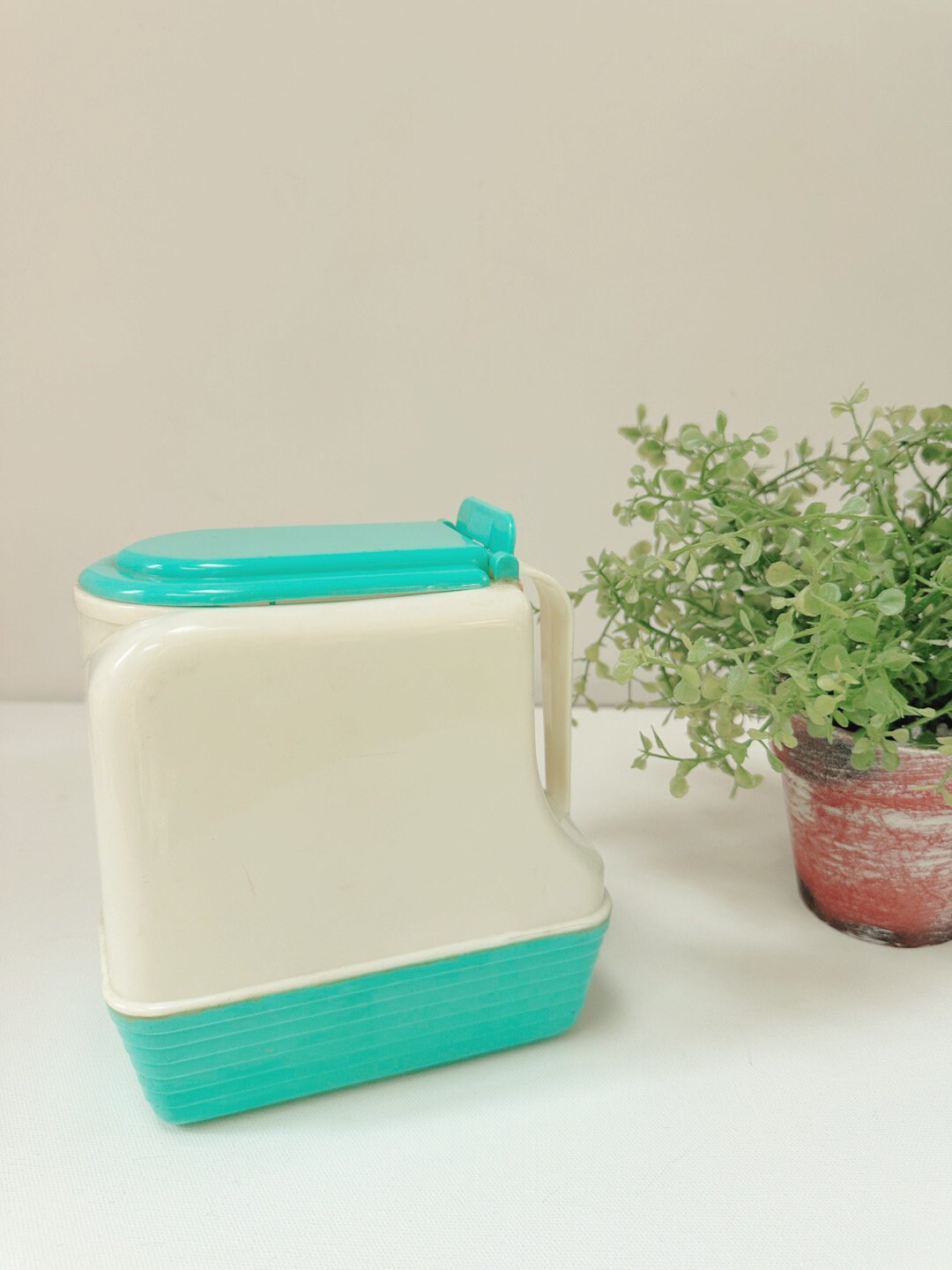 Vintage Aqua & Cream Lustro Ware Pitcher Classic Vintage Kitchen Ware ...